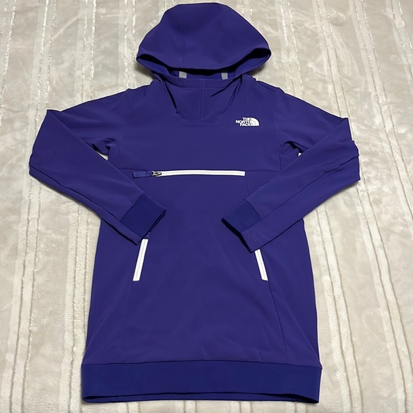 The North Face | Shirts & Tops | The North Face Girls Flashdry Xd Water ...